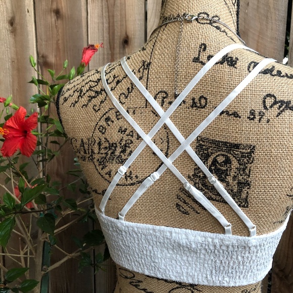 Intimates & Sleepwear | Daisy Criss Cross Bralette Adjustable Straps ...